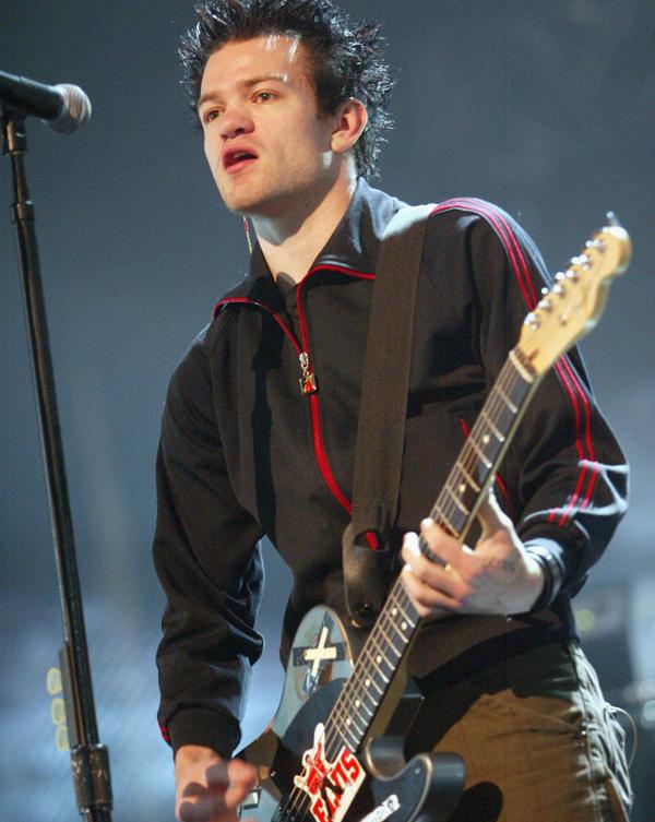 See Chilling Photos of Deryck Whibley Then and Now
