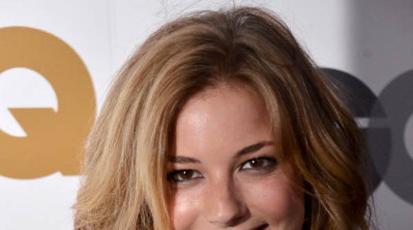 Love the show 'Revenge?' Win a Chance to Hang Out on the Set in ...