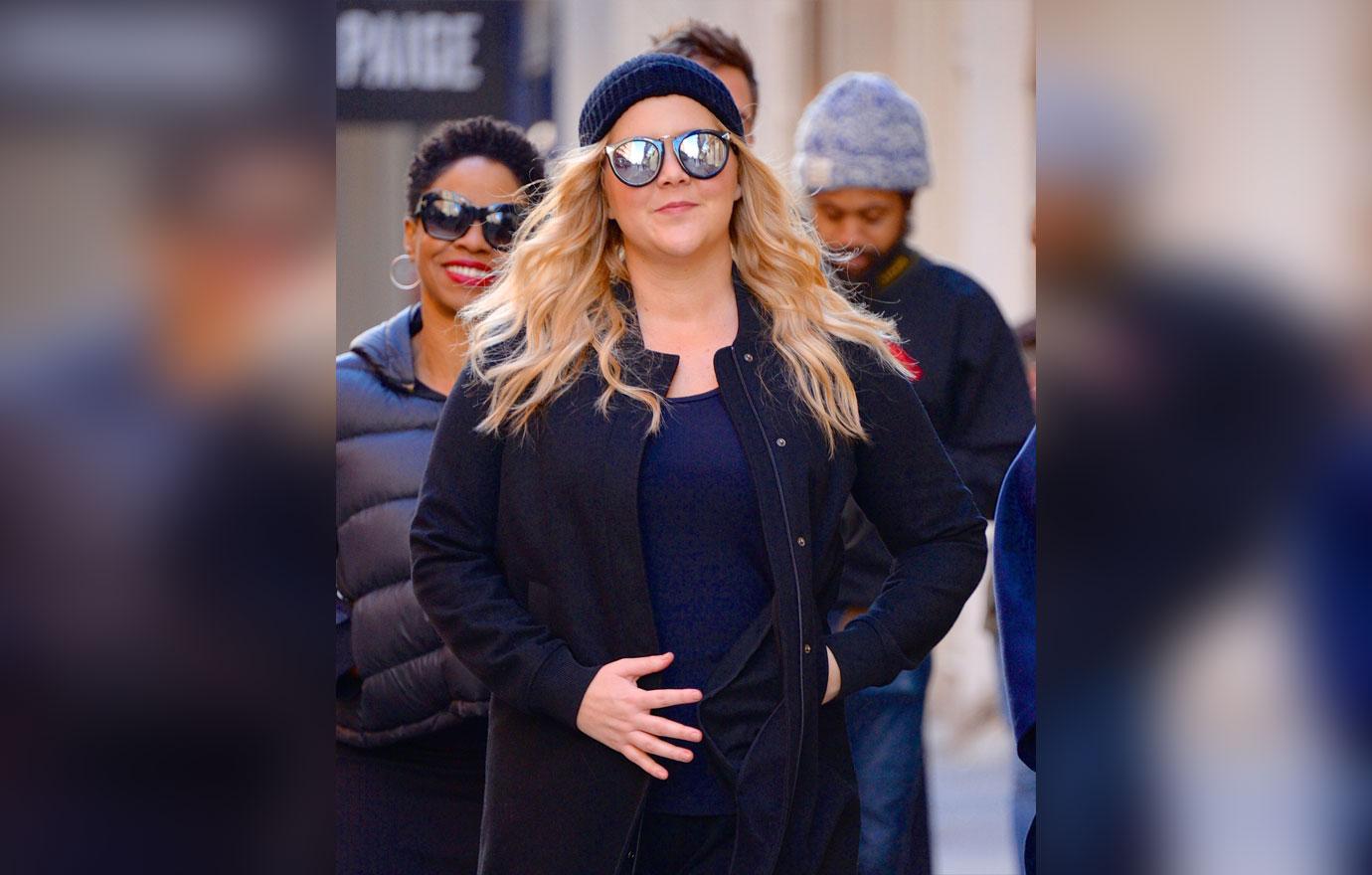 Amy Schumer Shares Sister In Law's Horrific Baby Cake On Instagram