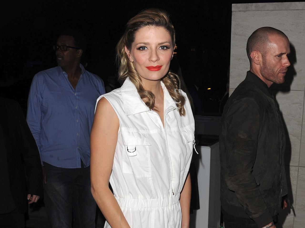 Mischa Barton Claimed Rep Told Her To Sleep With Leonardo DiCaprio