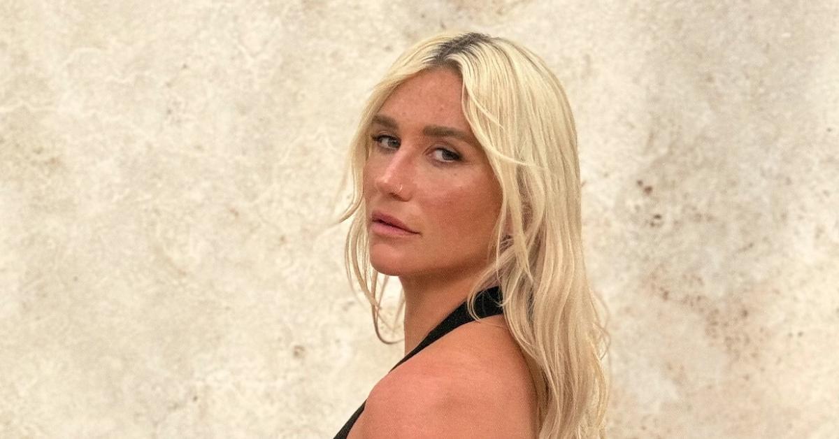 Kesha Gets Naked In Latest Instagram Post After Slamming Body-Shamers