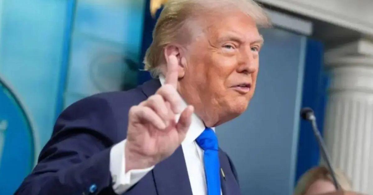 Donald Trump's Swollen Ankles & Bruised Hand Spark New Health Concerns