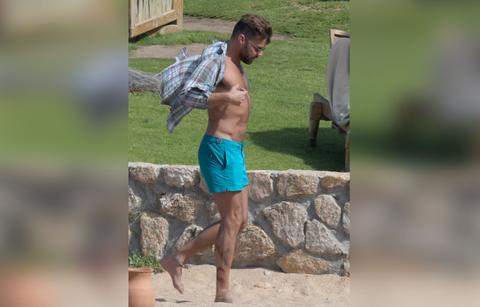 PICS Ricky Martin Relaxes On The Beach With Husband Jwan Yosef