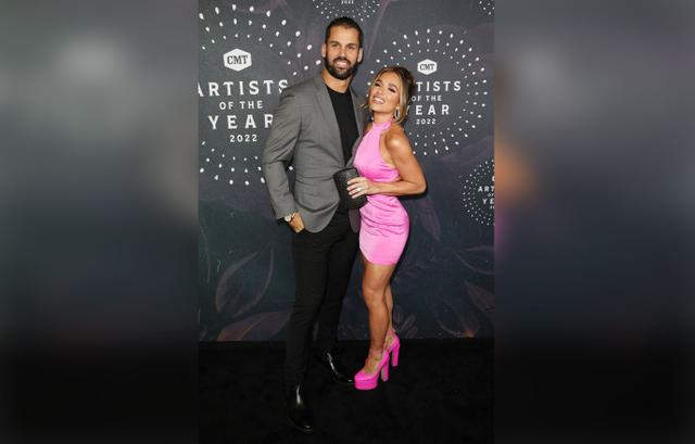Jessie James & Eric Decker Pack On PDA At CMT Artist Of The Year: Photos