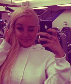 Amanda Bynes Bizarre Behavior Continues—Watch Her Strange New Video