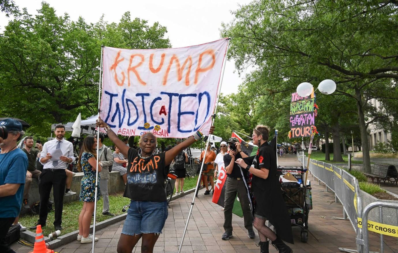 Donald Trump Was 'Raging On The Plane' On His Way Back From Arraignment