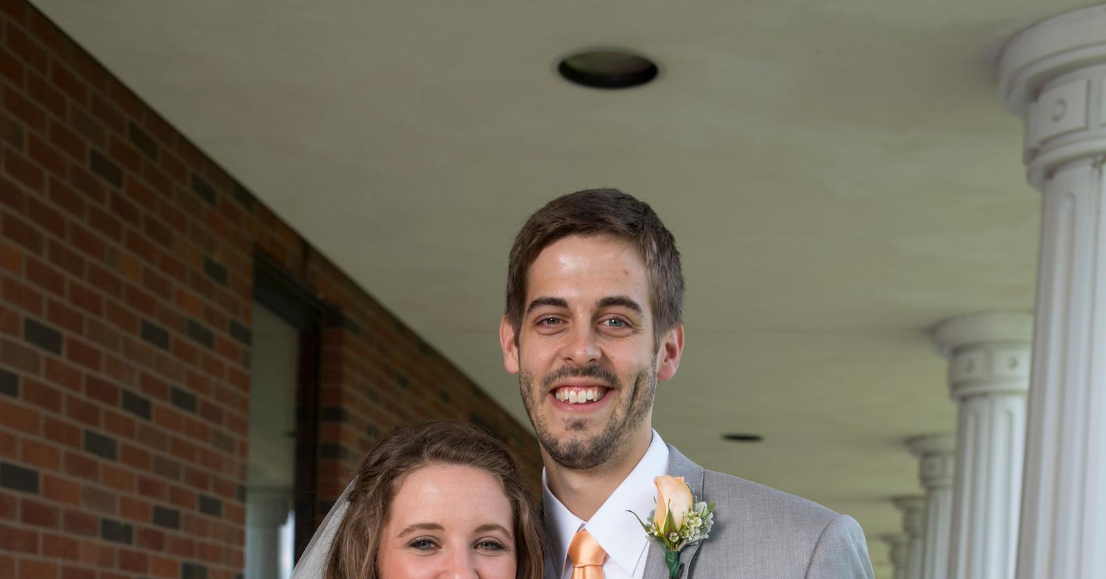 Jill Duggar And Derick Dillard Marriage Update: 19 Kids And Counting ...