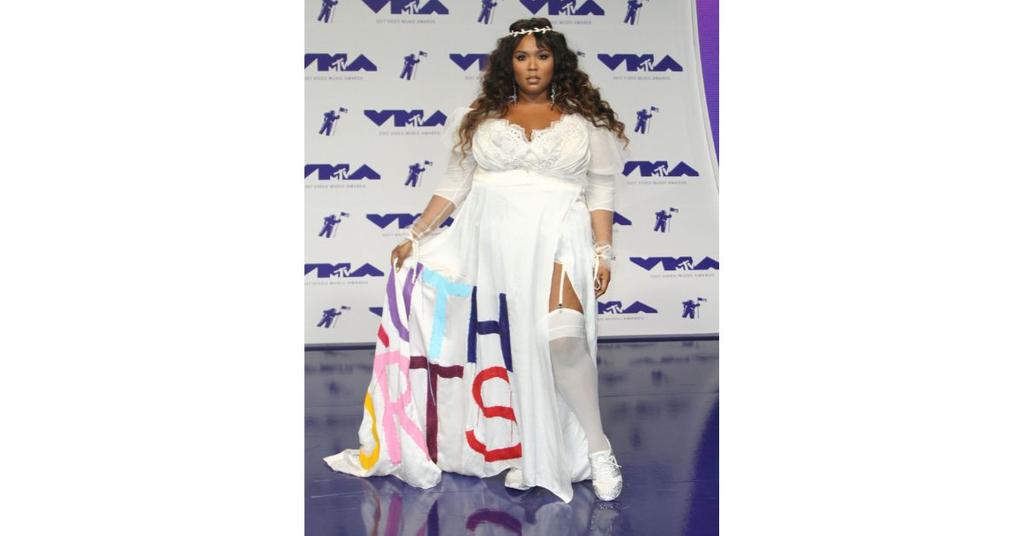 Lizzo's Weight-Loss Transformation: Before & After Photos