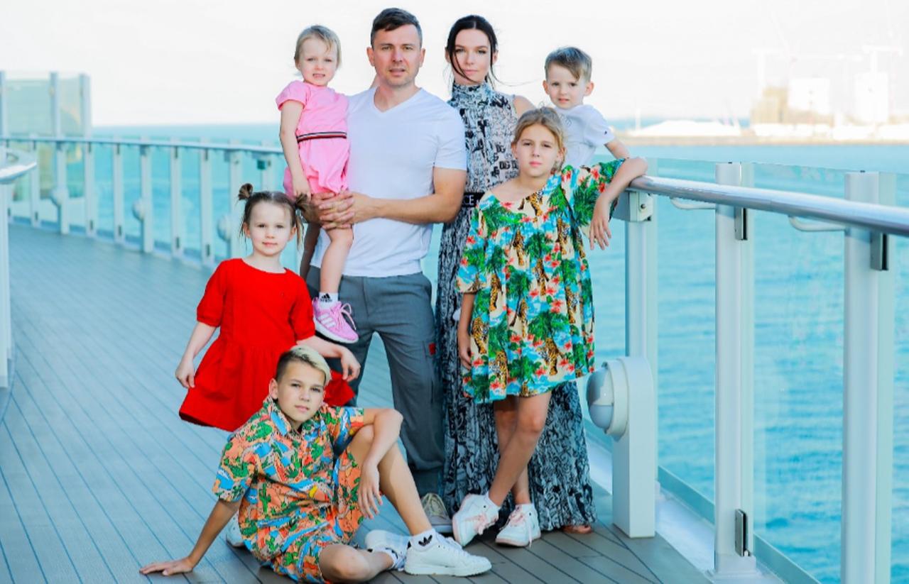 VaniaManiaKids Channel Tells Secrets & Their Success In Video Blogging