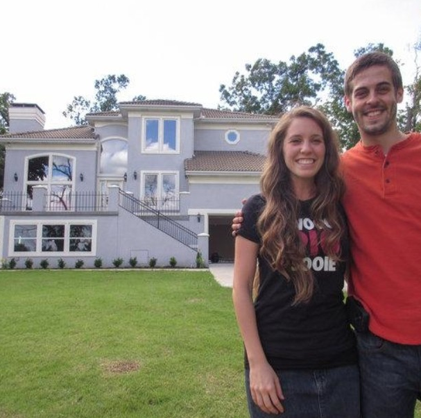 19 Kids And Counting Feud Continues: Jill Duggar’s Huge Home Vs. Jessa ...