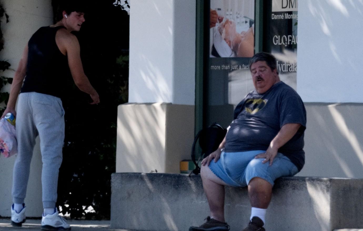 Barbra Streisand's Troubled Stepson Jess Brolin Seen Out: Photos