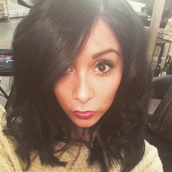 Mommy Makeover! Snooki Debuts Short, Dark Hair