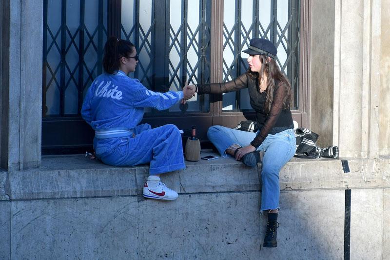 [PICS] Bella Hadid Day Drinking On The Streets Of Paris