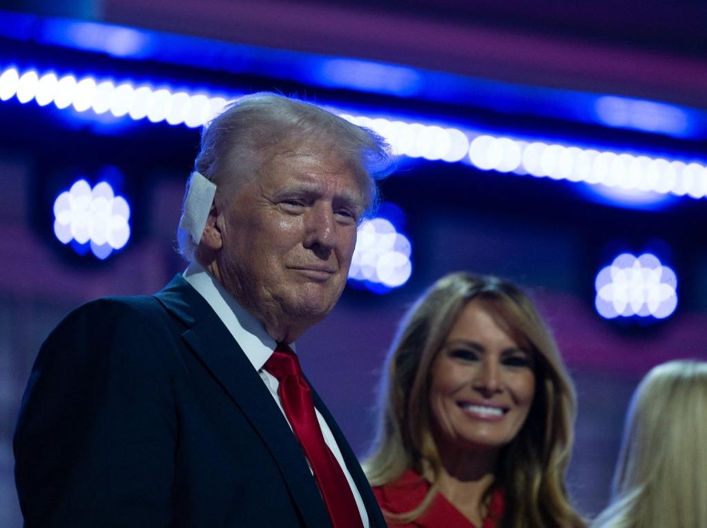 Hillary Clinton: Melania Trump Looked Like The Odd Man Out At Funeral