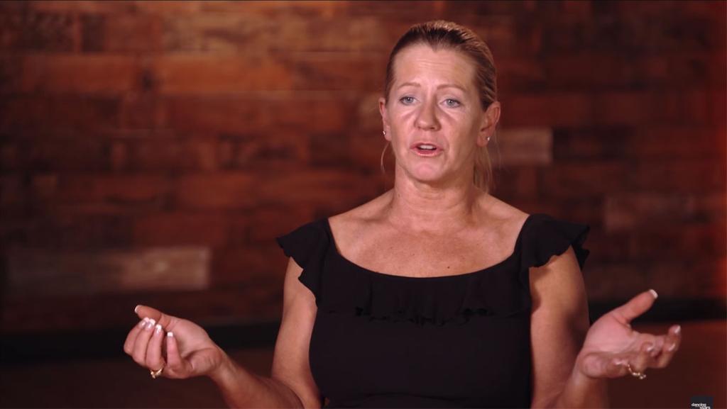 Tonya Harding Breaks Down In Tears On 'Dancing With The Stars'