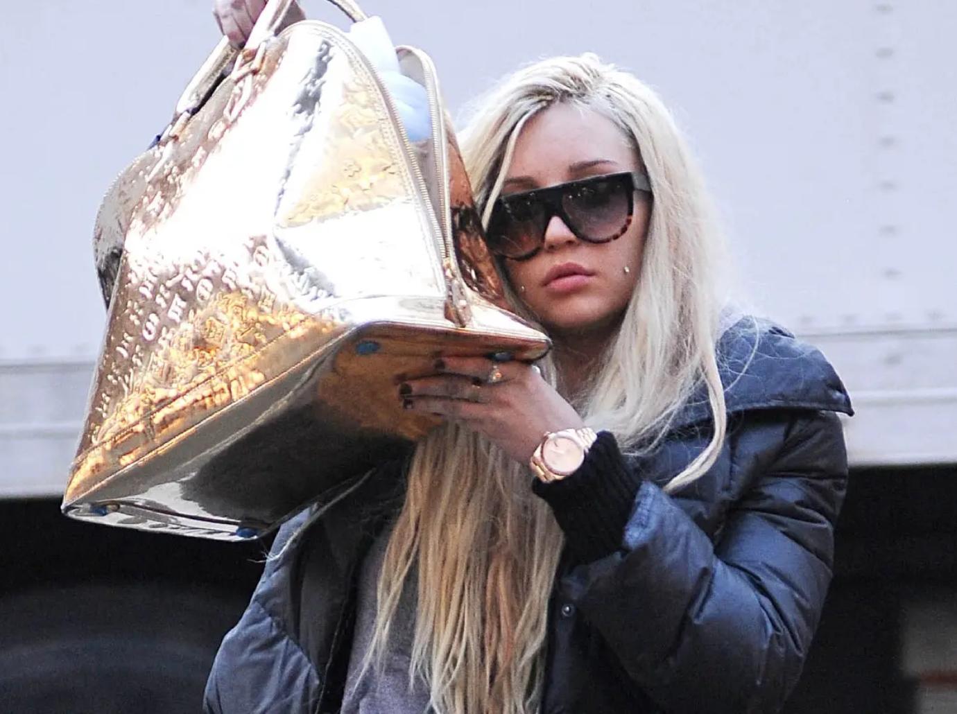 Amanda Bynes Returns To School In Effort To Obtain Manicurist License