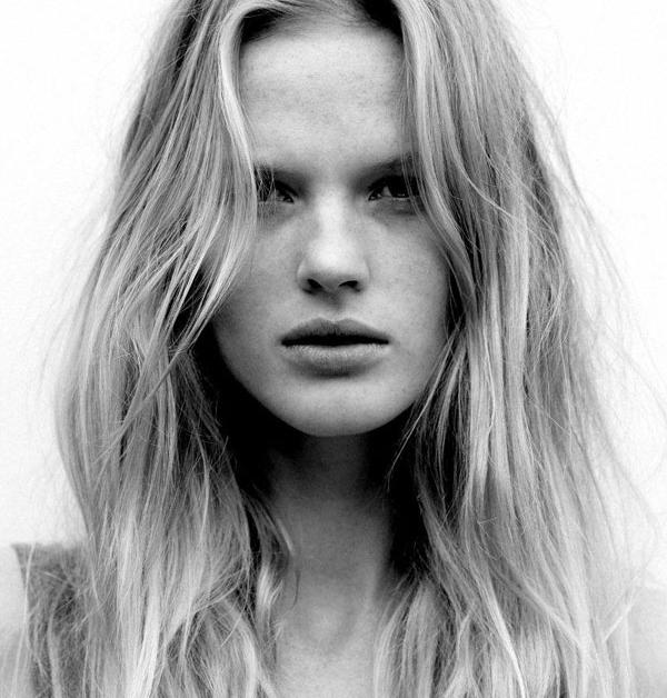 Meet the New Supermodel Coaches of The Face—Anne V and Lydia Hearst!