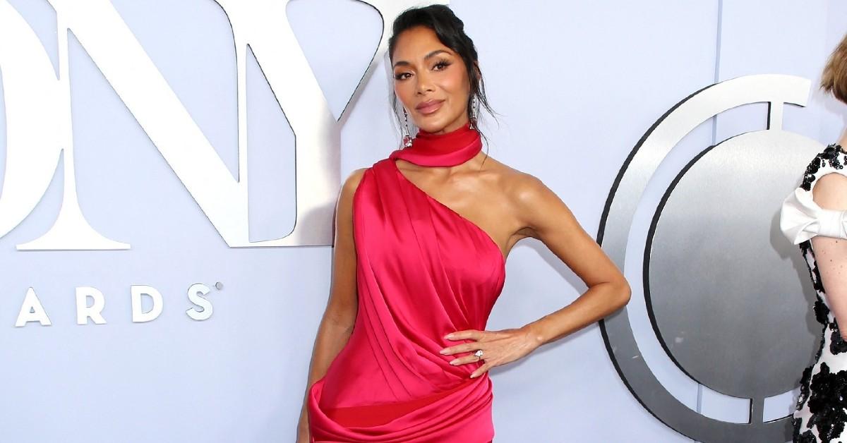 Nicole Scherzinger Shows Off Bikini Body On The Beach In Hawaii: Watch