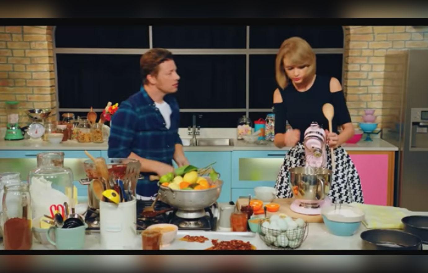 15 Celebrities Who Love To Cook Mean Meals In The Kitchen