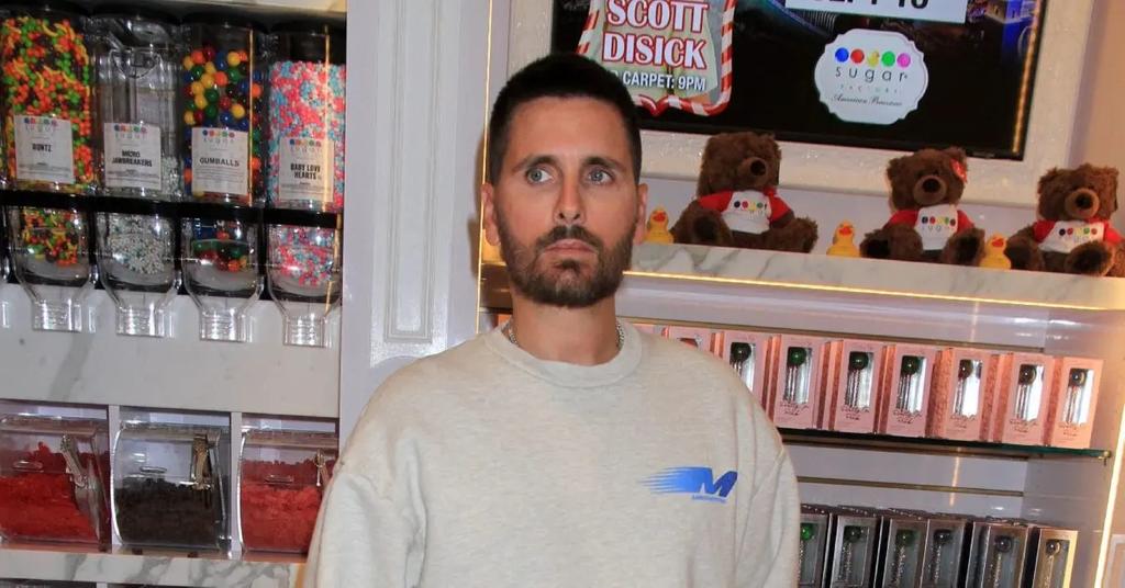 Scott Disick Sparks Mixed Reactions For Small Tip On 'The Kardashians'