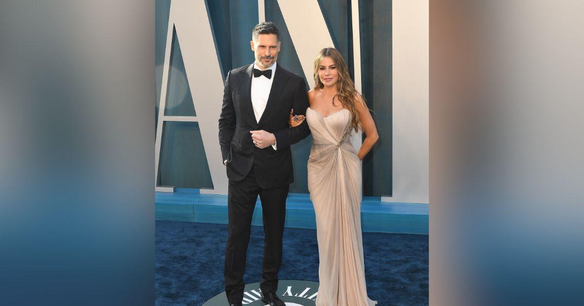 Sofia Vergara Exposes Her Butt In Thong Bikini By The Pool