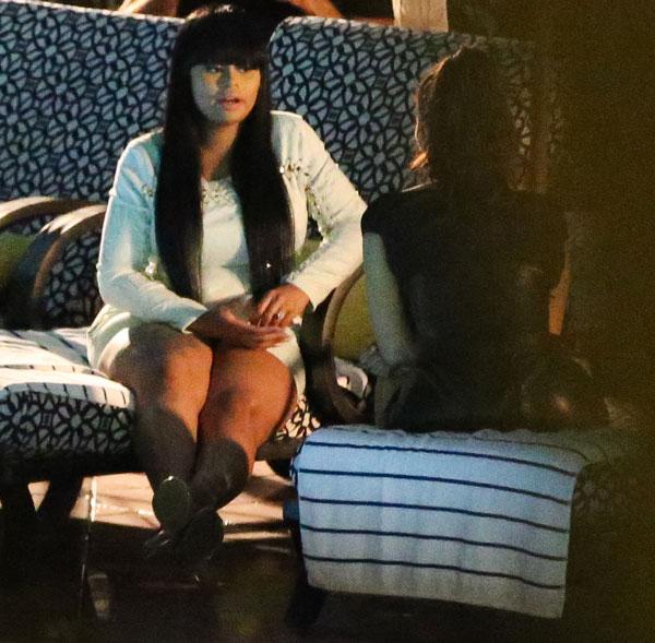 Relationship Advice! Blac Chyna Has A Private Talk With Kim Kardashian ...