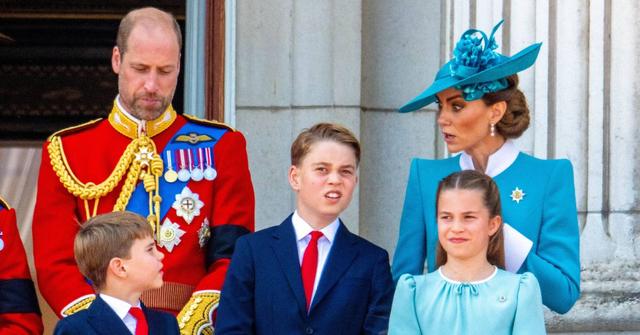 What Kate Middleton Told Prince Louis On The Balcony: Lip Reader Spills