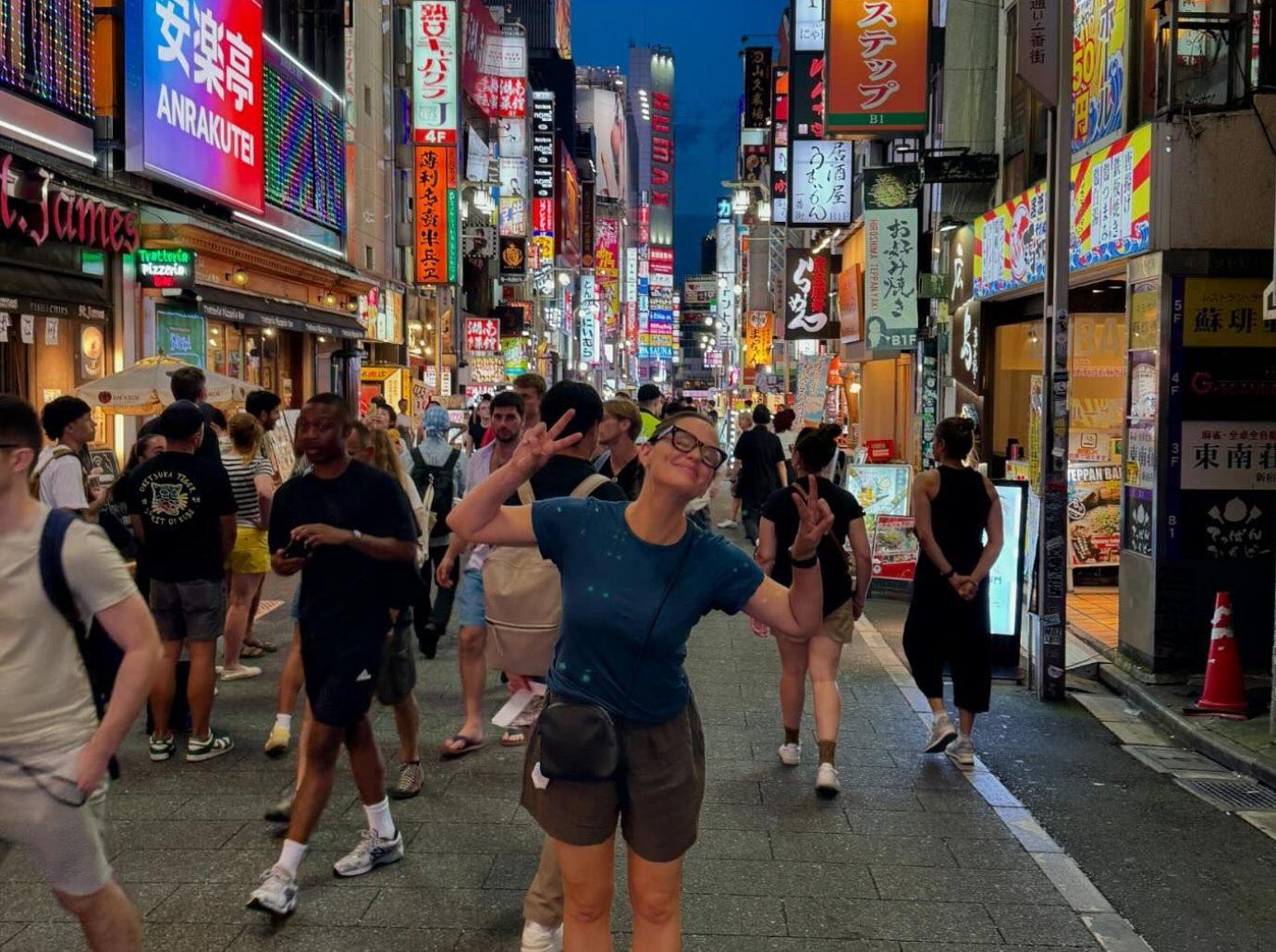 Jennifer Garner Looks Gorgeous On 'Dream Trip' To Japan: Photos
