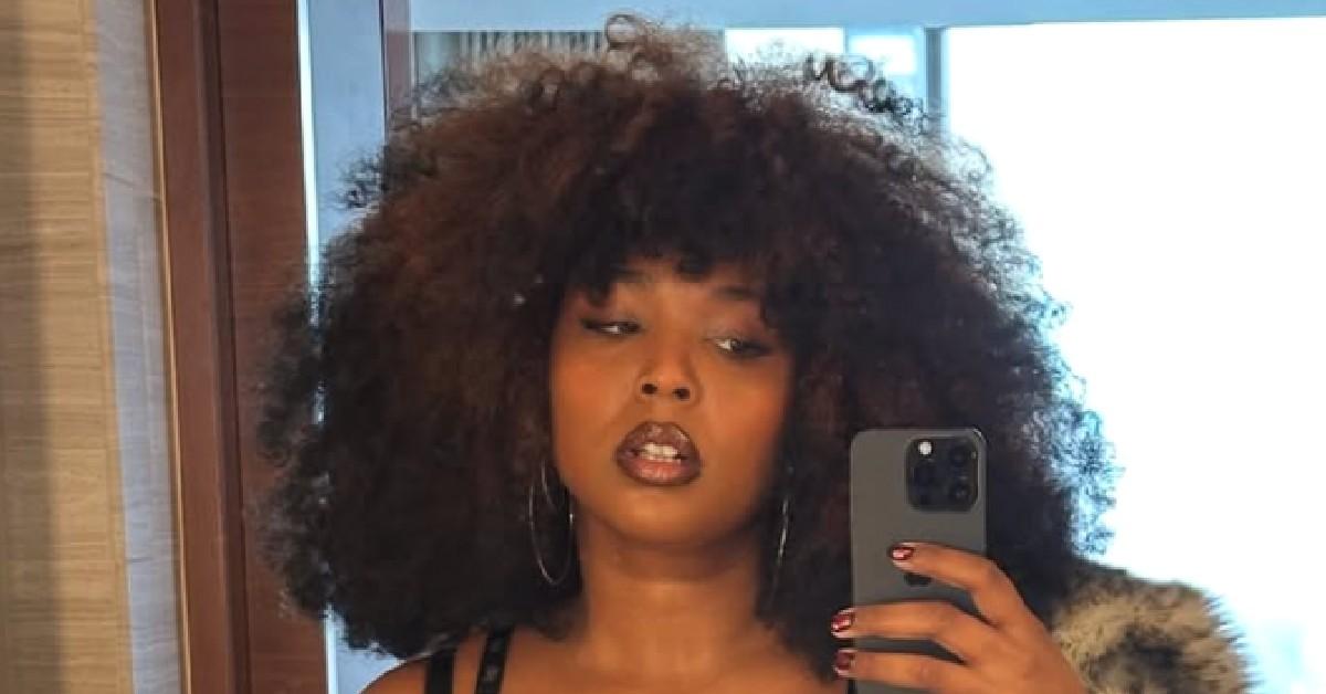 Lizzo Shows Off Butt In Fishnets As She Flaunts Weight Loss — Photos