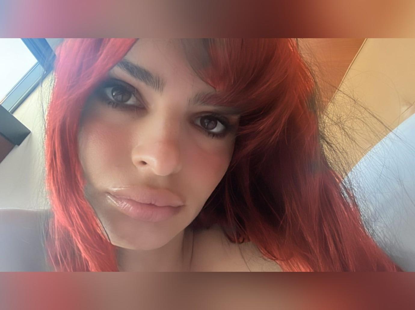 Emily Ratajkowski Experiments With New Red Hair Color: Photo