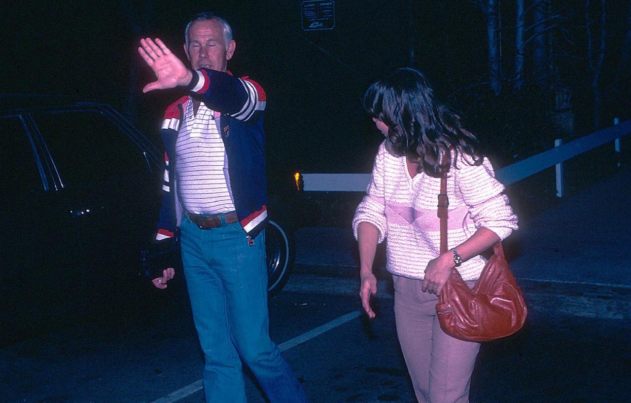 Johnny Carson 'Became Violent' Due To His 'Problems With Alcohol'