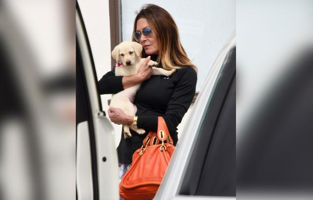[PICS] Caitlyn Jenner Has A New Dog & It's The CUTEST Puppy Ever