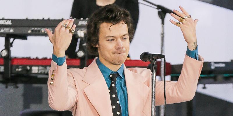 Watch Harry Styles New 'Golden' Music Video Out Now