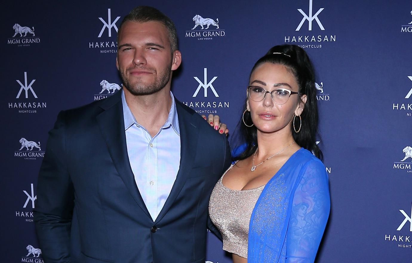 'JWoww''s Boyfriend Wants Her To Join Him In The Wrestling Ring