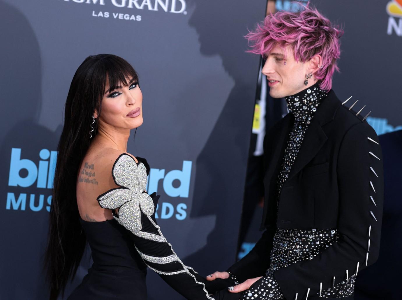 Megan Fox Accidentally Shoved Into Railing By Bodyguard: Watch