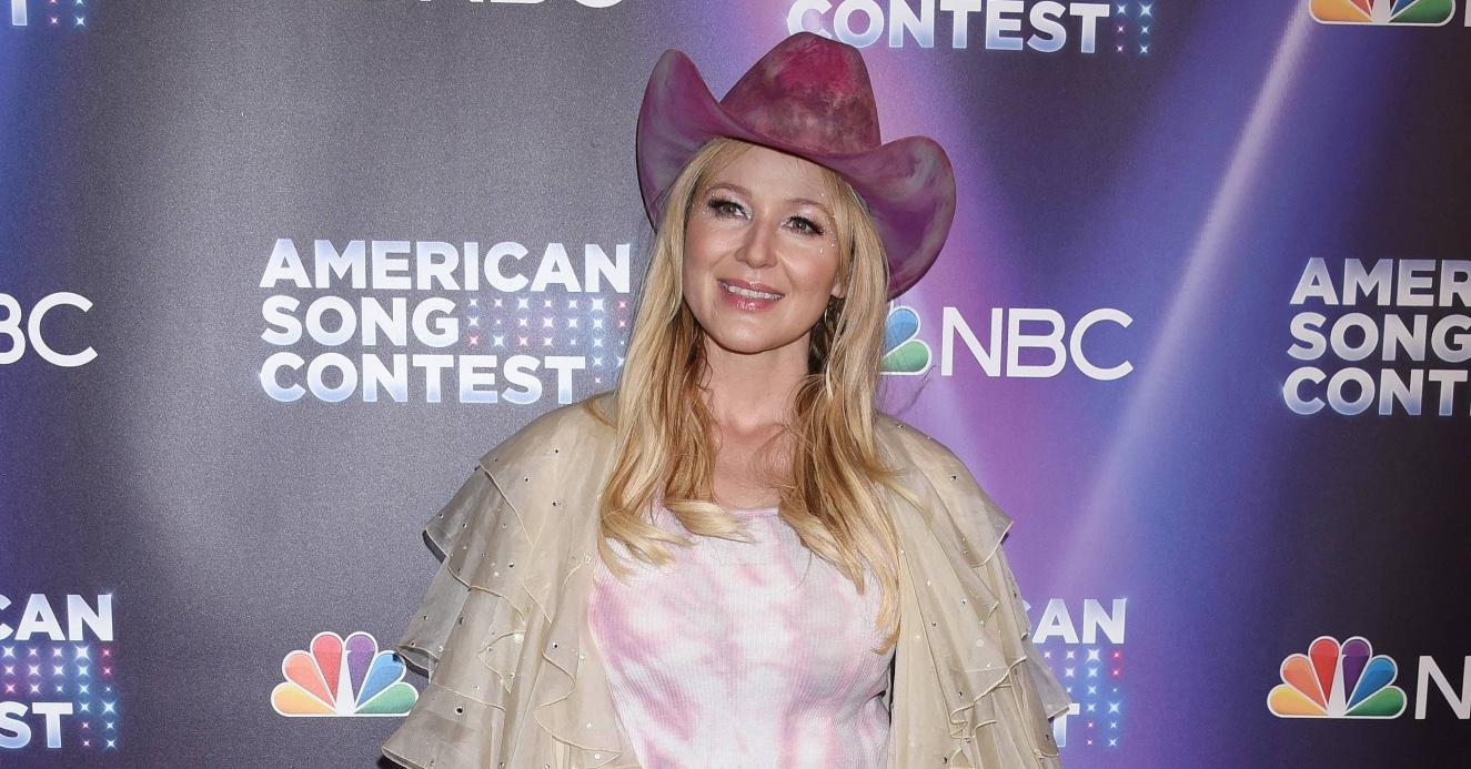 Kevin Costner & Jewel 'Hit It Off' After Richard Branson Set Them Up