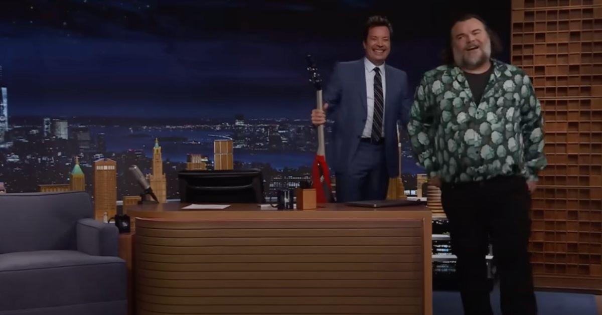 Jack Black's Pants Fall Down In Hilarious 'Tonight Show' Mishap: Watch