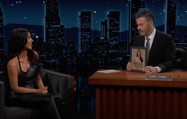 Kim Kardashian Makes Assistants Take Off Starbucks Sleeve From Coffee