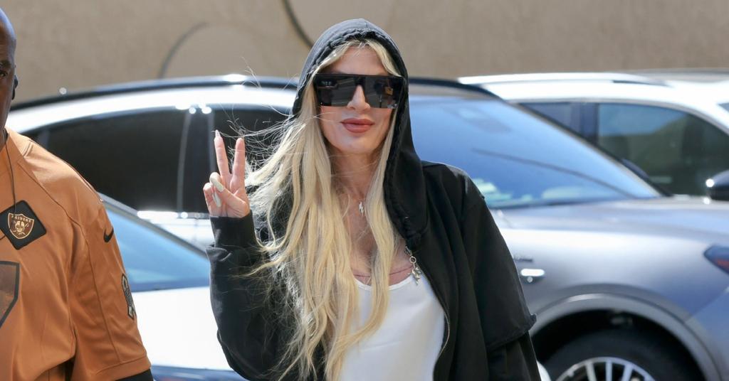 Tori Spelling 'Not Stable' After Divorcing Ex Dean McDermott