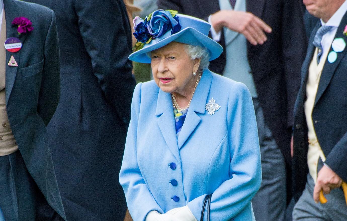 Queen Elizabeth II Dies: How The News Unfolded Around The World