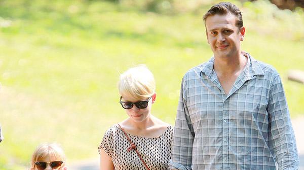 Michelle Williams And Jason Segel Move In Together, Romance Heating Up!