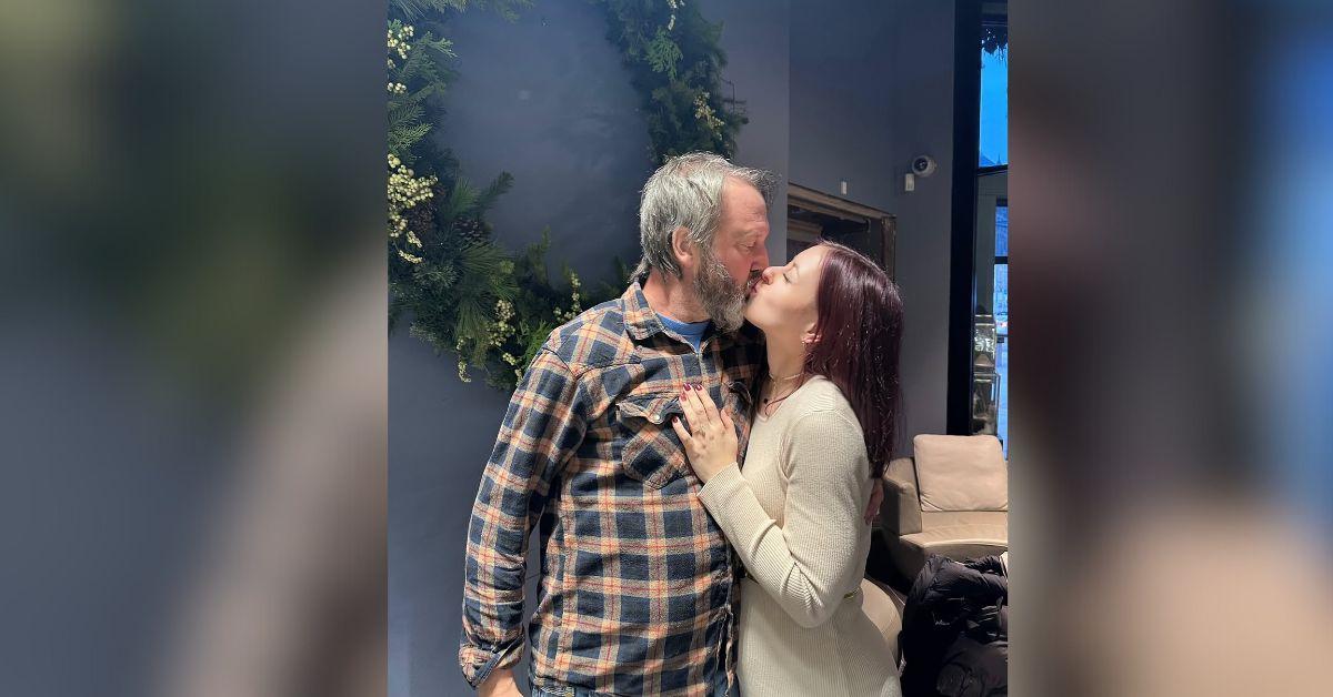 Comedian Tom Green Is Engaged To Amanda: Photos Of The Ring
