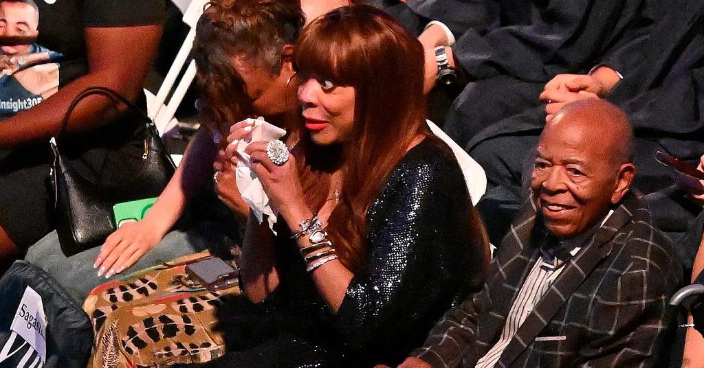 Wendy Williams Gets Emotional At Son's Graduation In Rare Appearance