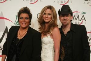 Sugarland Settles Feud With Former Member Kristen Hall
