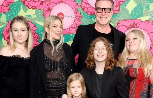 Tori Spelling & Dean McDermott's Friends Thinks Split Is 'PR Stunt'