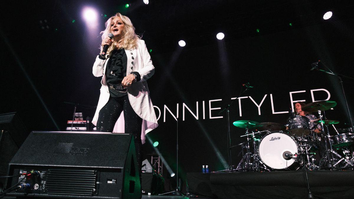 Bonnie Tyler 'Remains Seriously Ill' After Waking Up From Coma In ICU