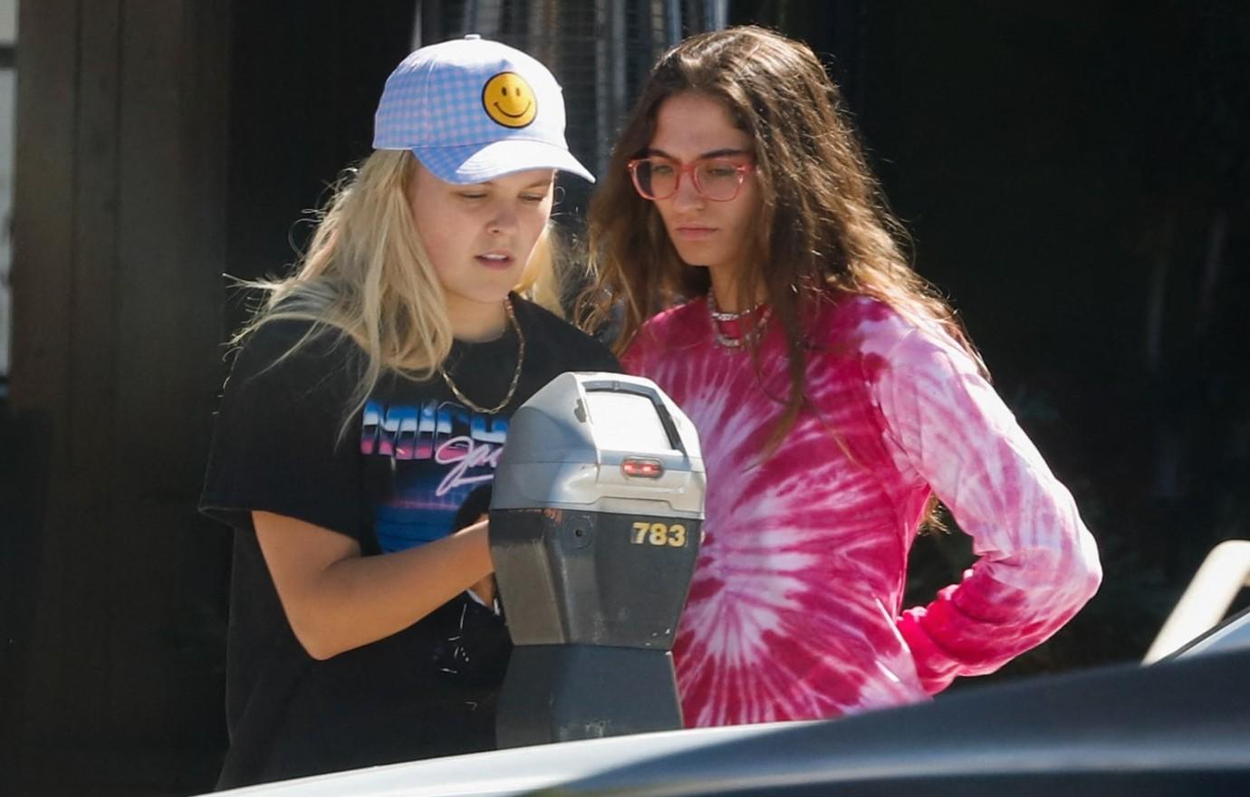 JoJo Siwa & Girlfriend Avery Cyrus 'Happy' While At Disney World