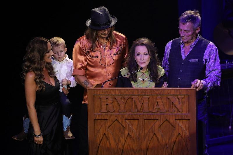 The Loretta Lynn Only We Knew: Dolly Parton, Reba McEntire Tell All
