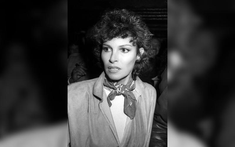 Raquel Welch Turns 80, Declares That She Still Hasn’t Had Surgery