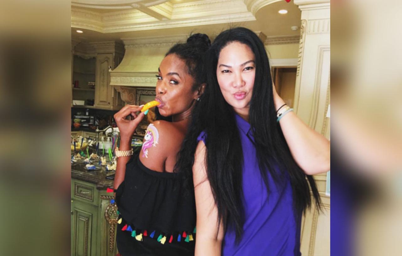 Kimora Lee Simmons Cries At Kim Porter’s Home As Coroner Arrives